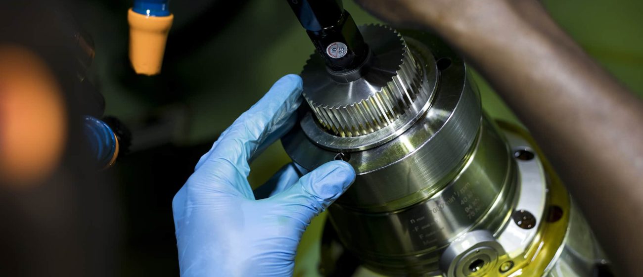 CNC Gear Shaping & Cutting | Custom Gears | UK & USA